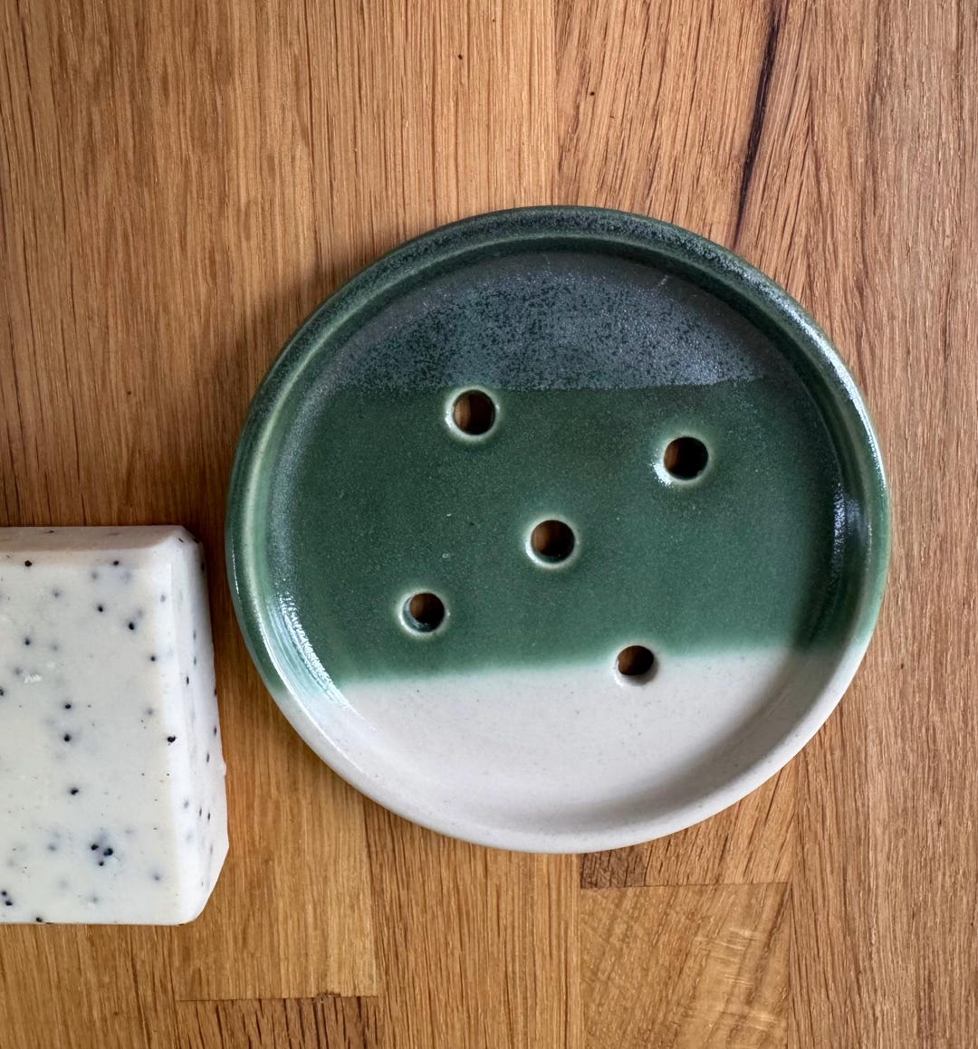 Round Ceramic Soap Dish With Drain in an Ombré Effect Forest Green ...