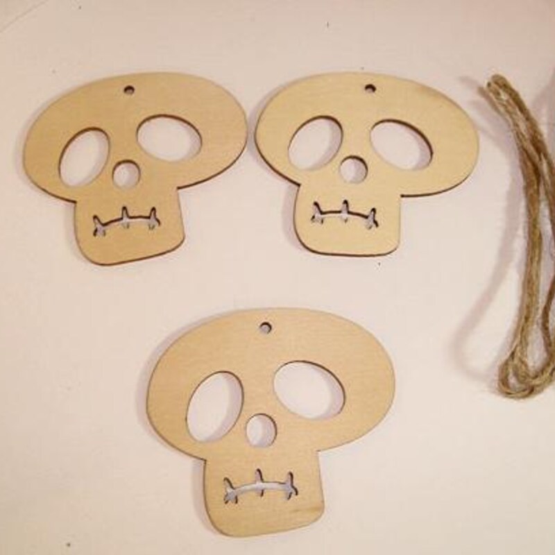 Wood Skulls Cutout - Etsy