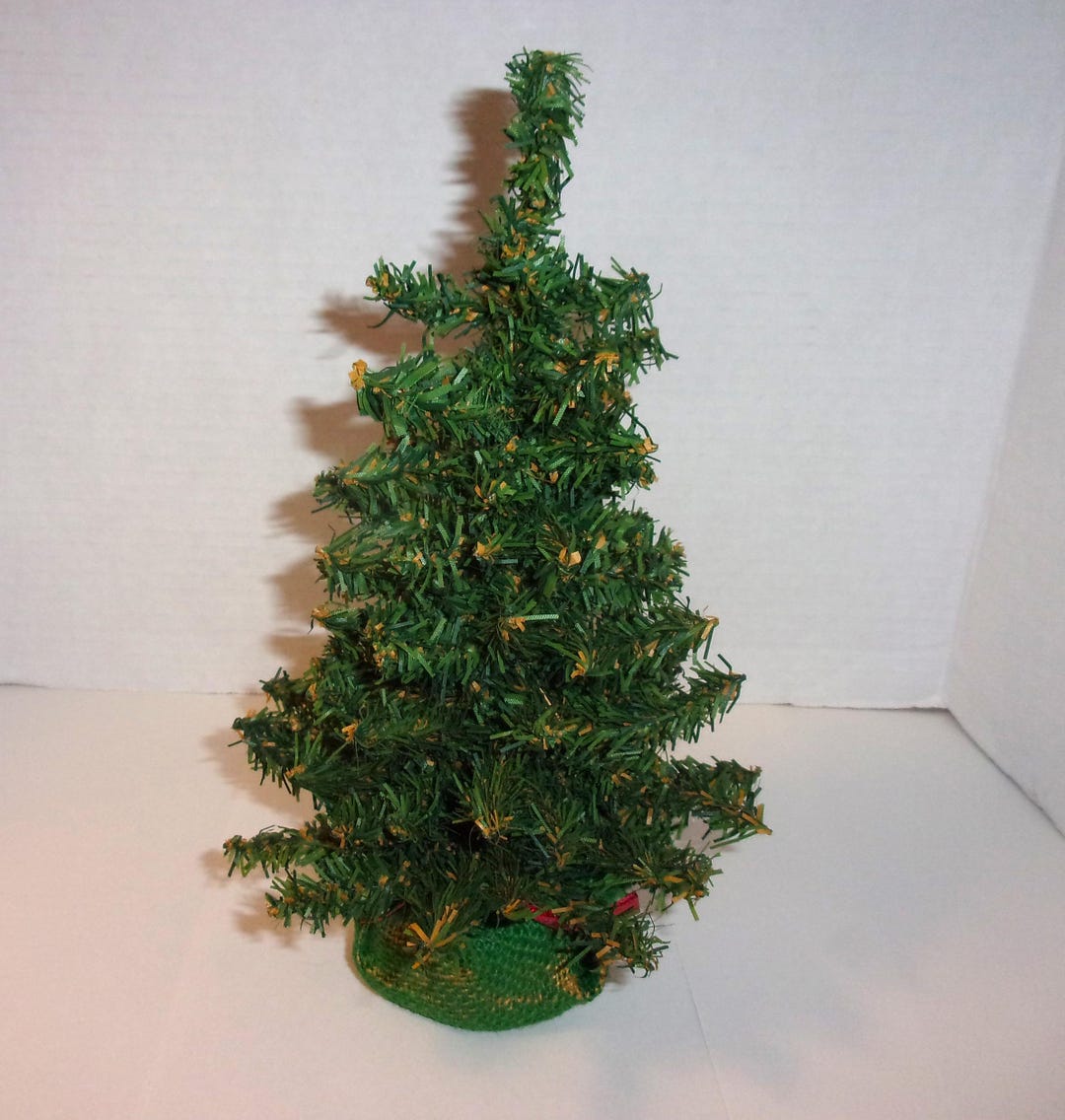 Artificial Pine Tree With Burlap Base- 10" Tall /holiday Decorations ...