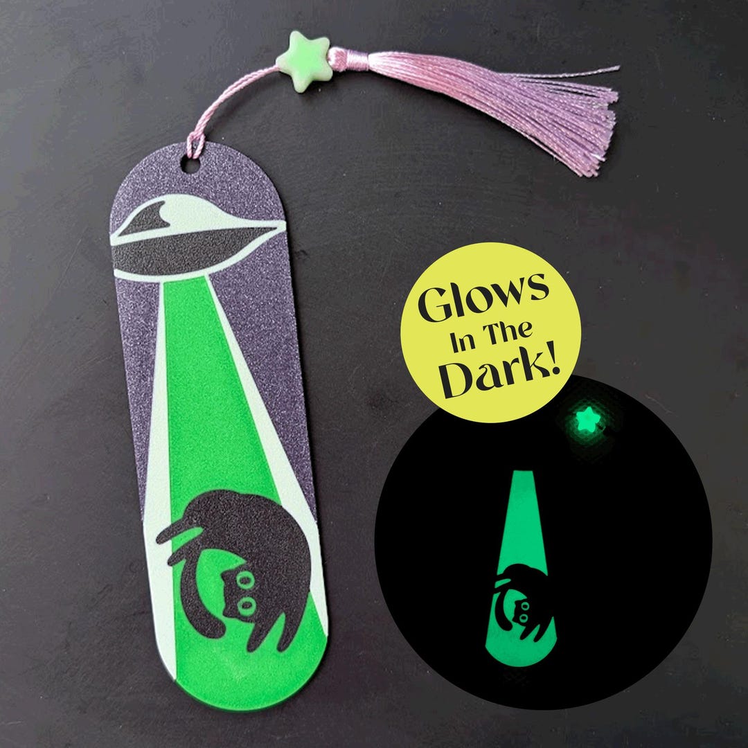 Alien Cat Bookmark – Glow in the Dark UFO - Etsy