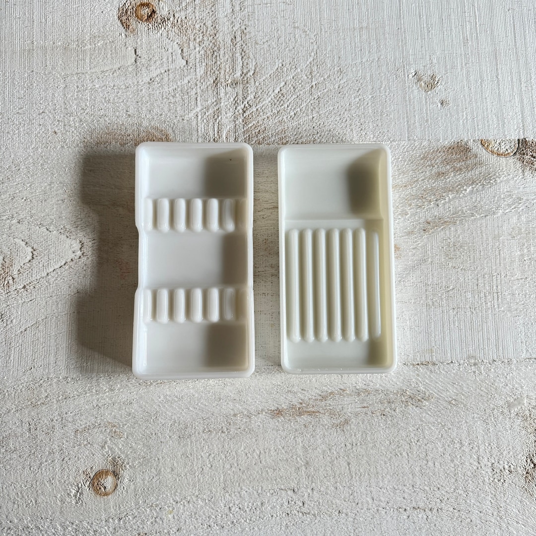 PICK ONE: White Milk Glass Dental Trays for Scalers Explorers Chisel ...