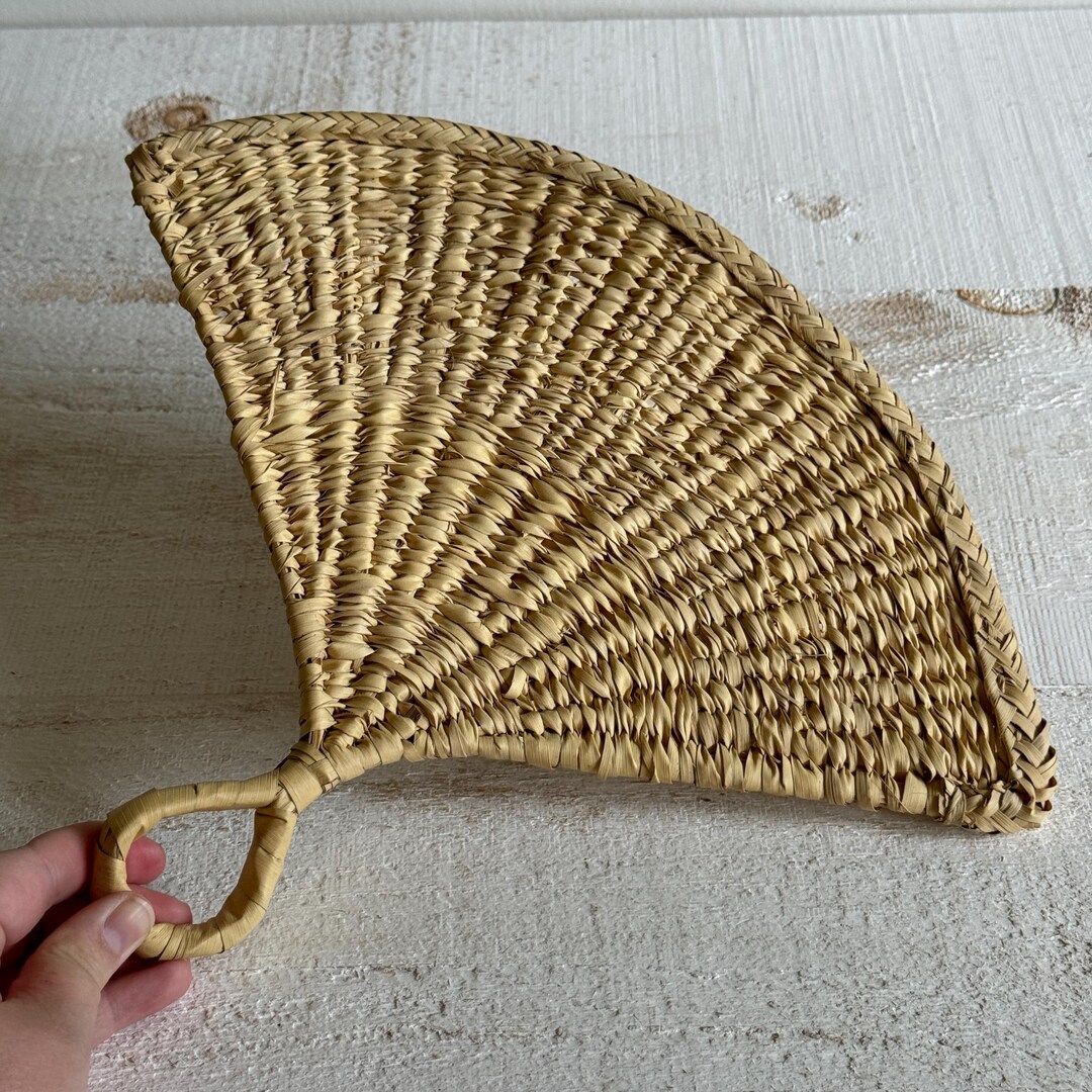 Vintage Natural Woven Hand Fan Wicker Fan Wall Decor Handheld Boho Fan ...
