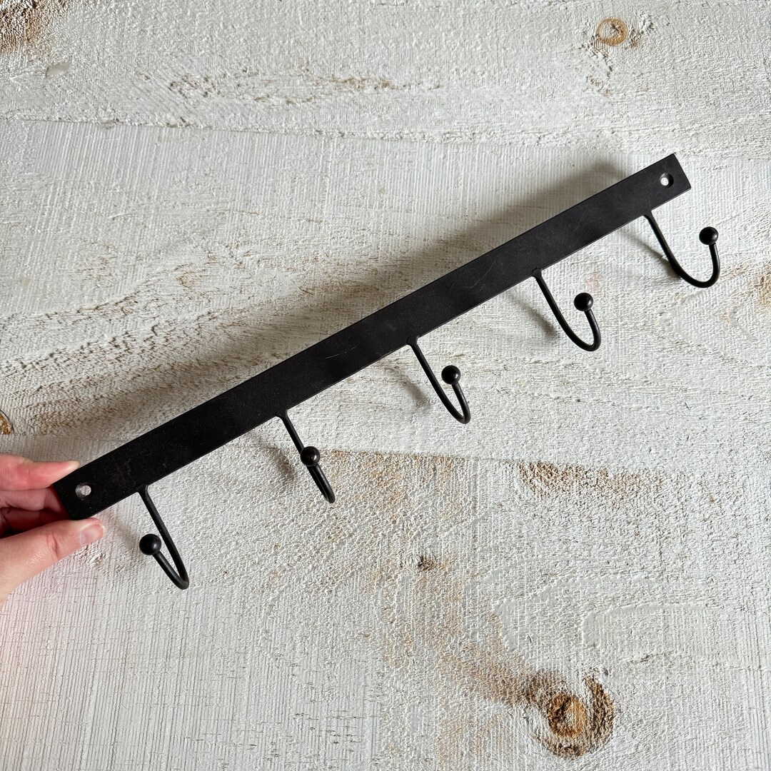Simple Black Coated Metal Five Hook Rack Black Simple Coat Hook ...