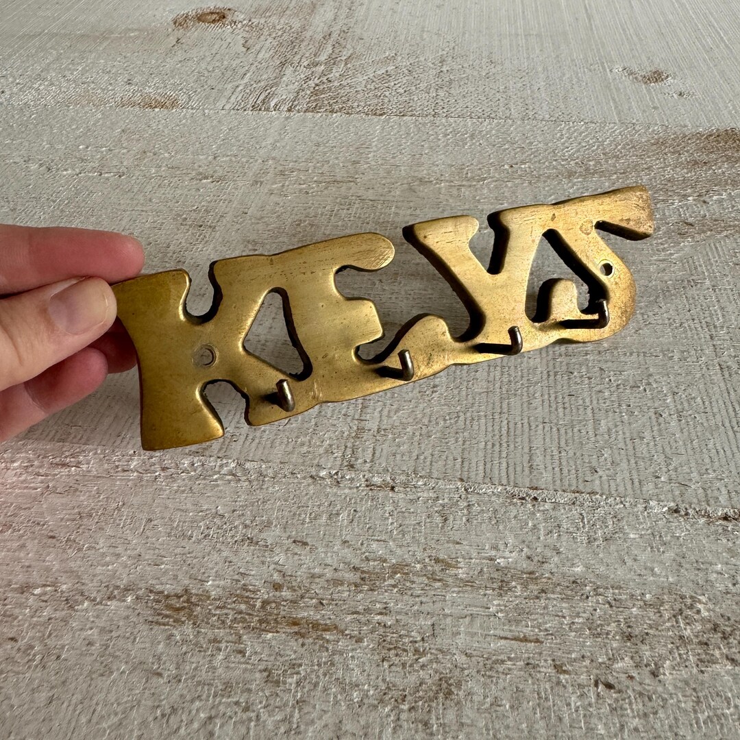 Brass keys Word Key Holder Organizer Rack With Patina Brass Key Wall ...