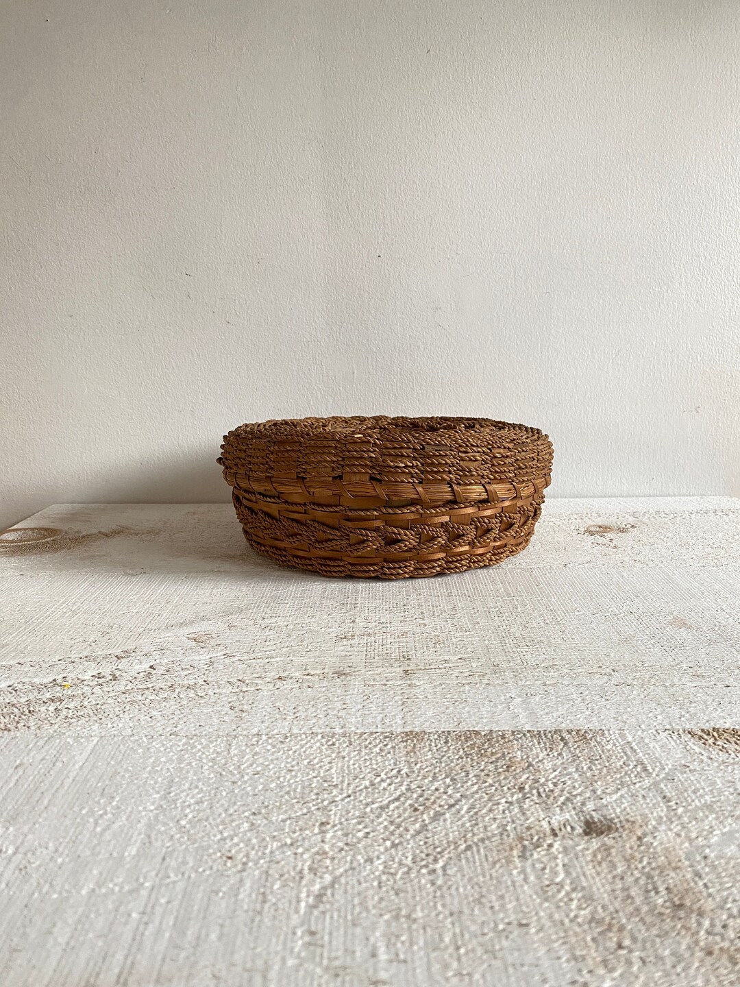 Vintage Native Wicker Rattan Storage Basket With Round Lid Vintage ...
