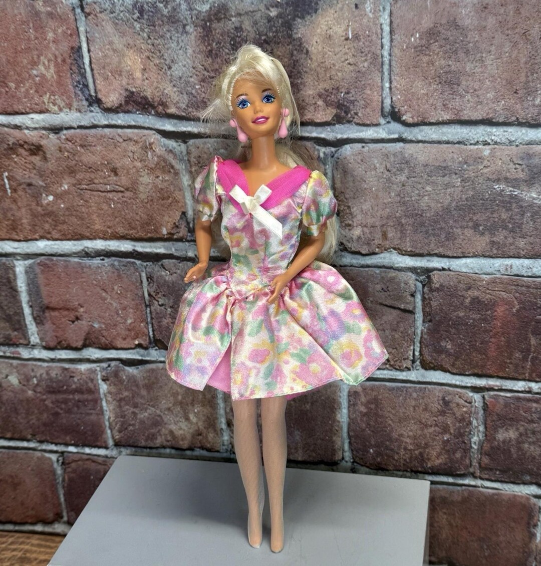 1996 Barbie Doll Russell Stover Candies Special Edition Easter Spring ...