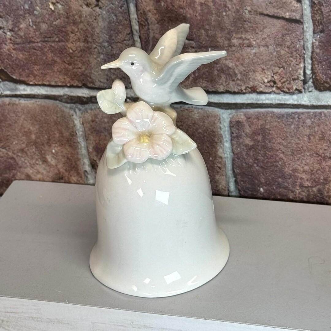 Vintage Otagiri Hummingbird White Porcelain Bell Japan 5" Pastels ...