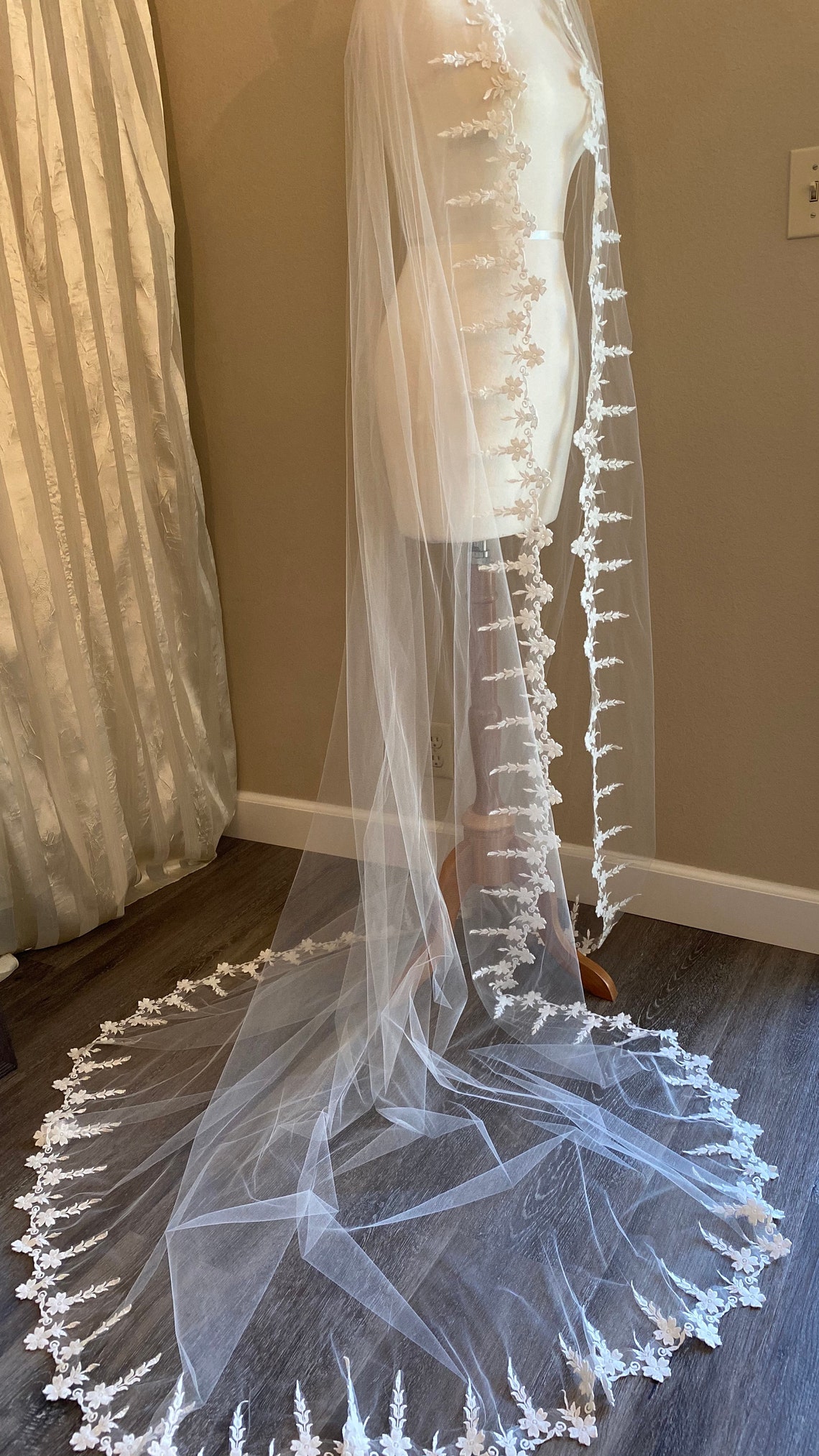 Veil Wedding Veil Bridal Veil off White Ivory Floral | Etsy
