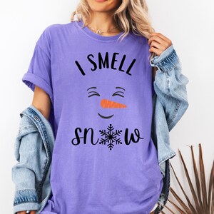 Snowman T-shirt, I Smell Snow Winter Tee, Cute Snowman Face Shirt ...