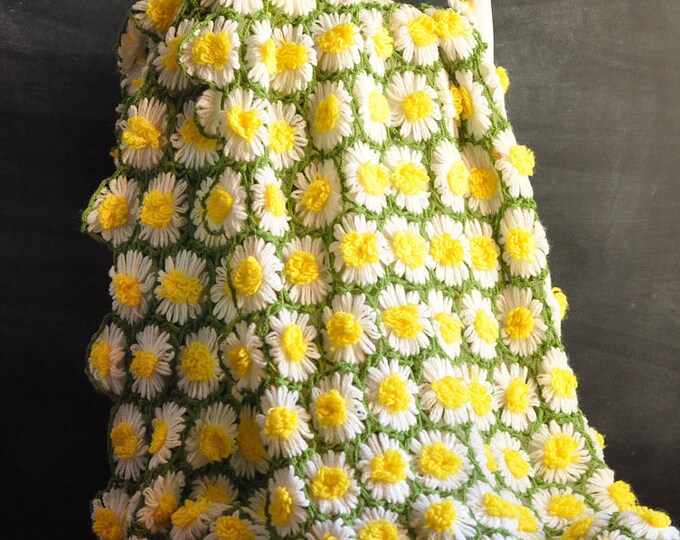 Vintage Daisy Afghan Blanket Handmade Crocheted Long Bedspread - Etsy