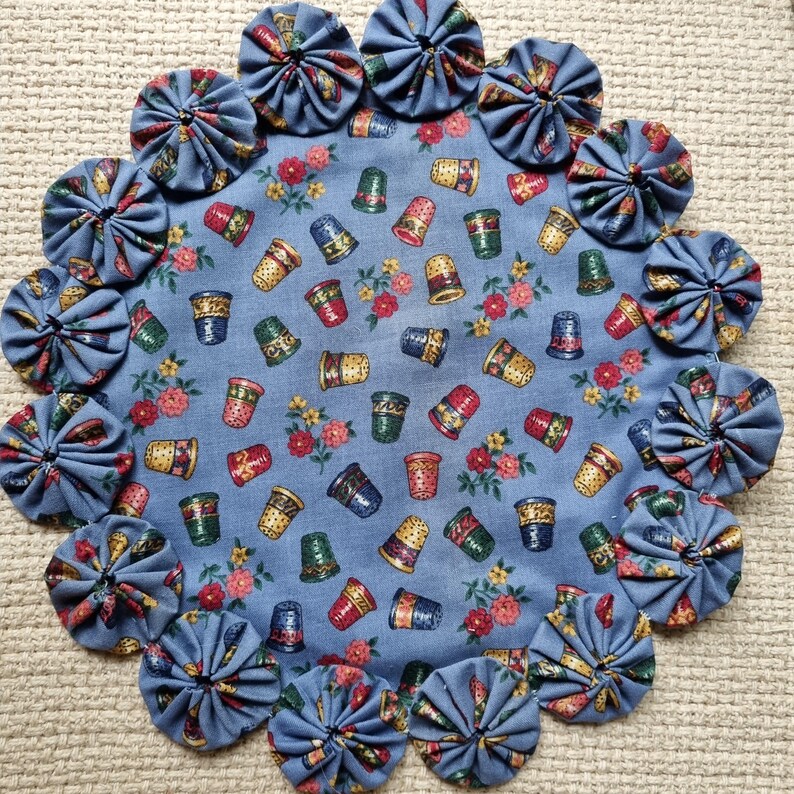 Fabric Yoyo Suffolk Puff Candle Mat Doily Handmade Sewing Notions Table ...