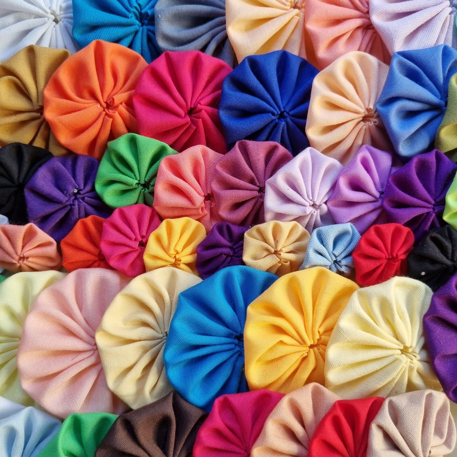Fabric Yoyo Suffolk Puff 60 Handmade Mixed Size Solid Color Applique ...
