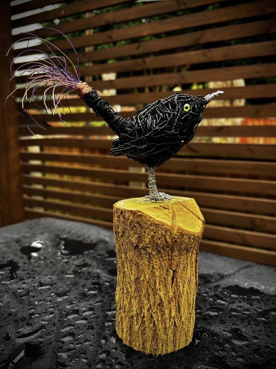 Wren Wire Sculpture on Log Stand - Etsy