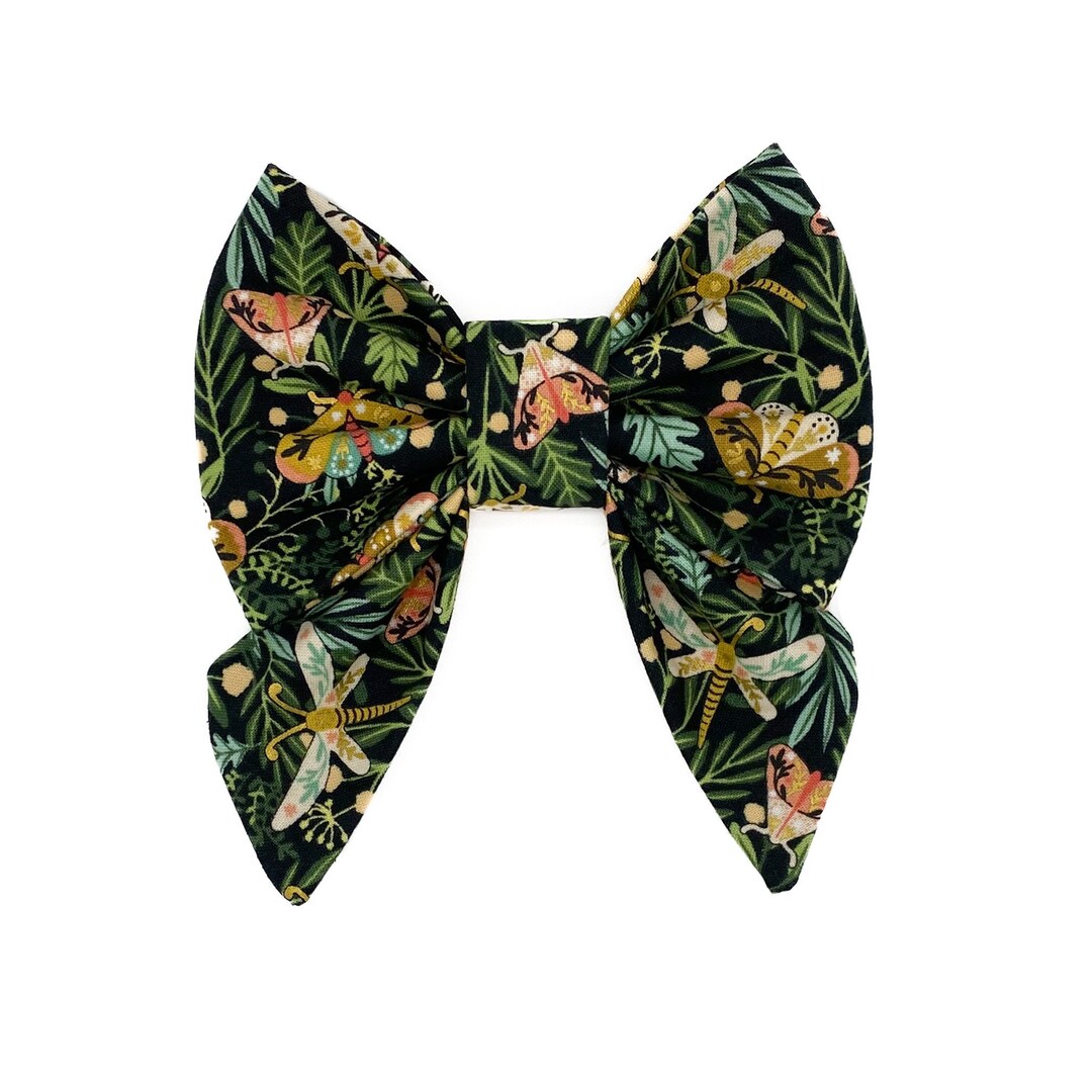 Metallic Moths Snap-in Dog Bows® Bow Tie - for Dogs and Cats, Sailor ...