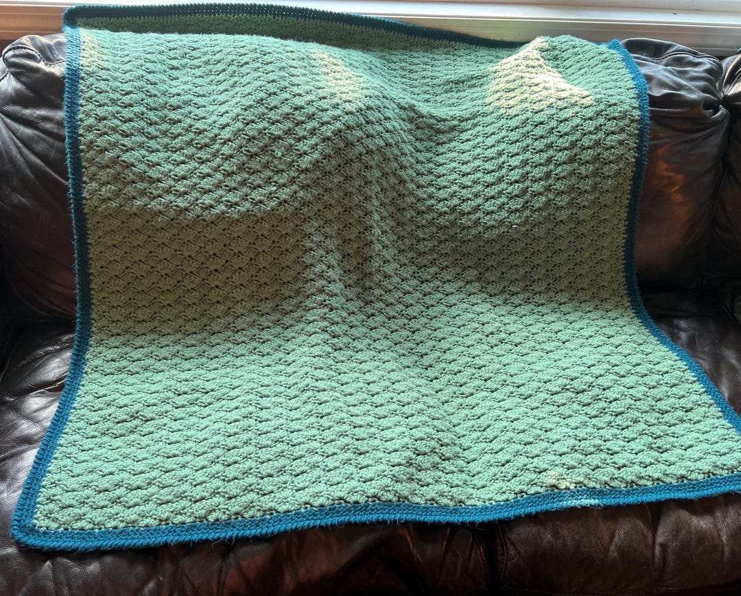 Theo's Dragon Shell Blanket Pattern - Etsy