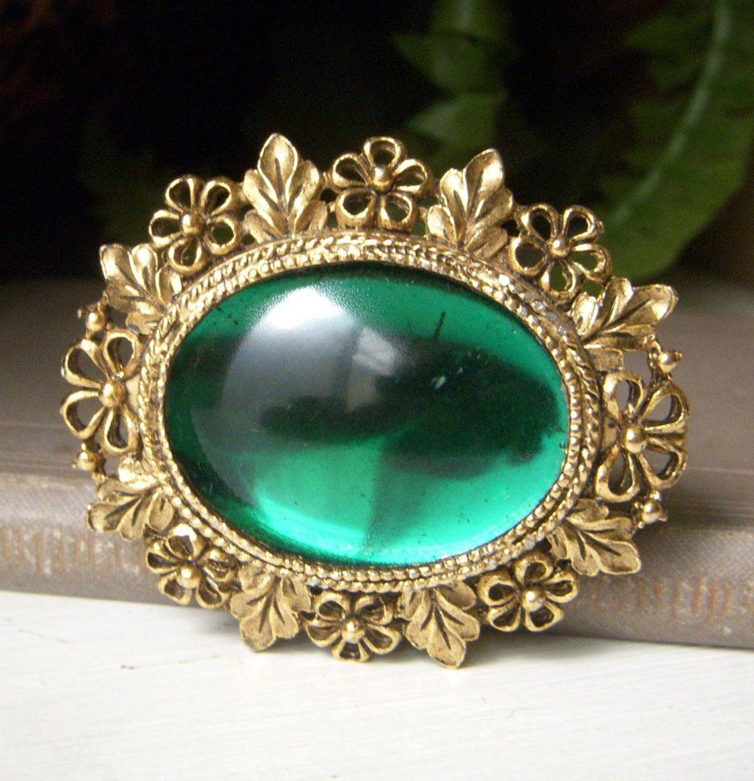 Vintage Emerald Green Rhinestone Brooch, Large 2.25 Oval Green Glass ...