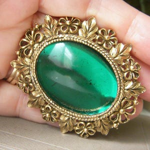 Vintage Emerald Green Rhinestone Brooch, Large 2.25 Oval Green Glass ...