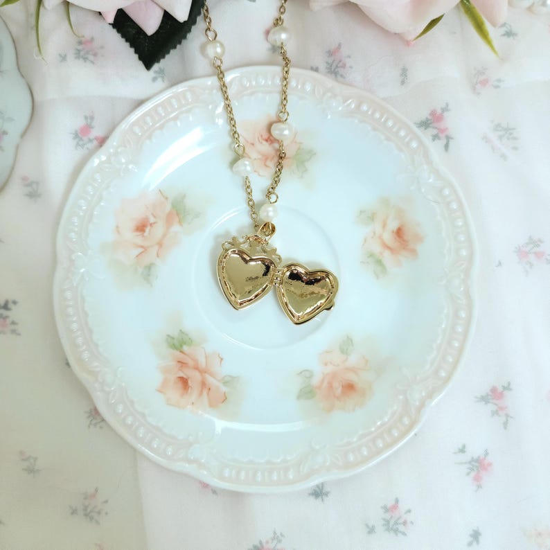 Gold Pearl Locket Necklace ~ Dainty Jewelry ~ Josephine - Etsy