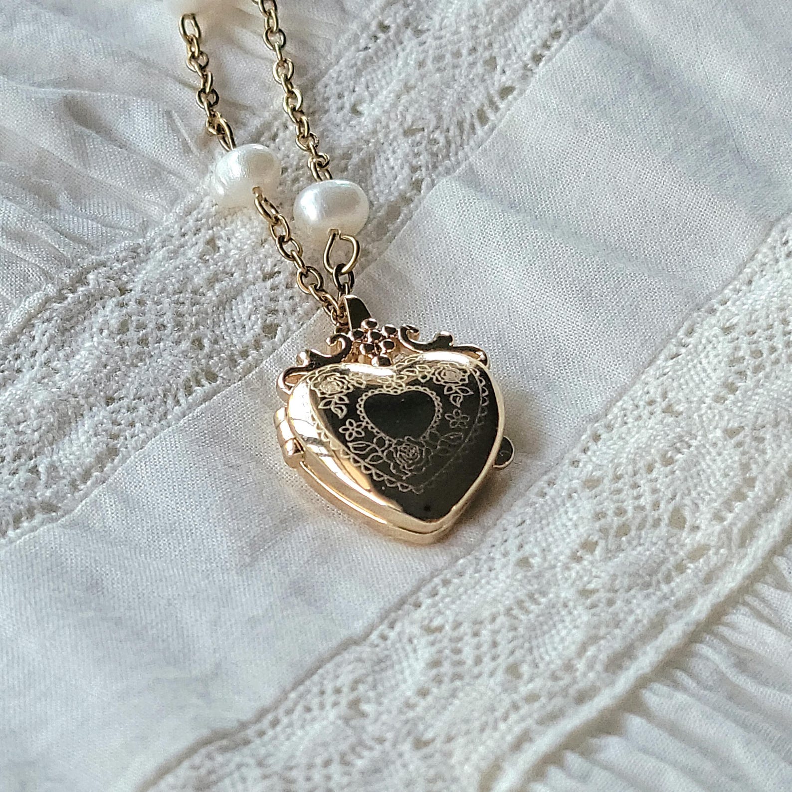 Gold Pearl Locket Necklace ~ Dainty Jewelry ~ Josephine - Etsy