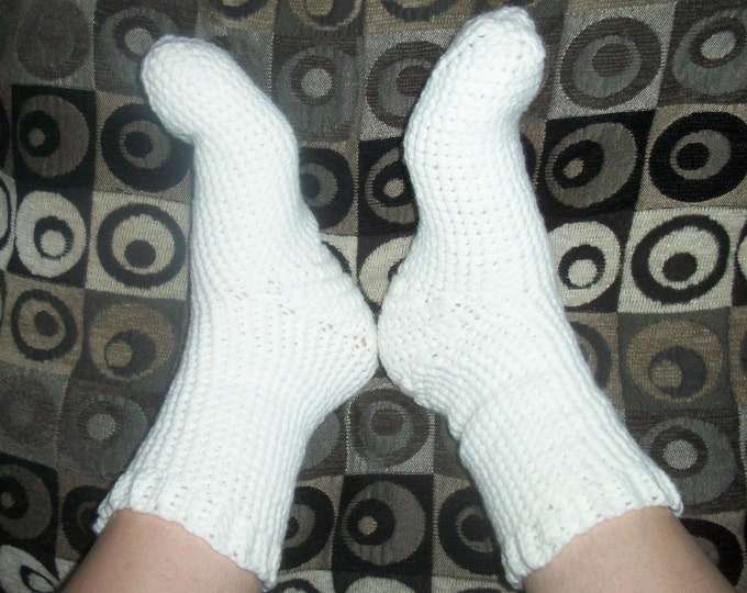 Arachnid Yoga Socks Crochet Pattern: Ribbed, Toeless Design (PDF ...