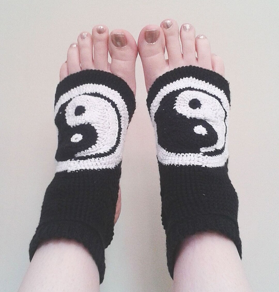 Yin Yang Yoga Socks Crochet Pattern, Open Toe (PDF Pattern) - Etsy
