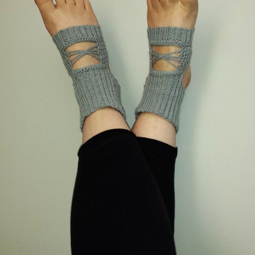 Arachnid Yoga Socks Crochet Pattern Toeless No Heel Barefoot - Etsy