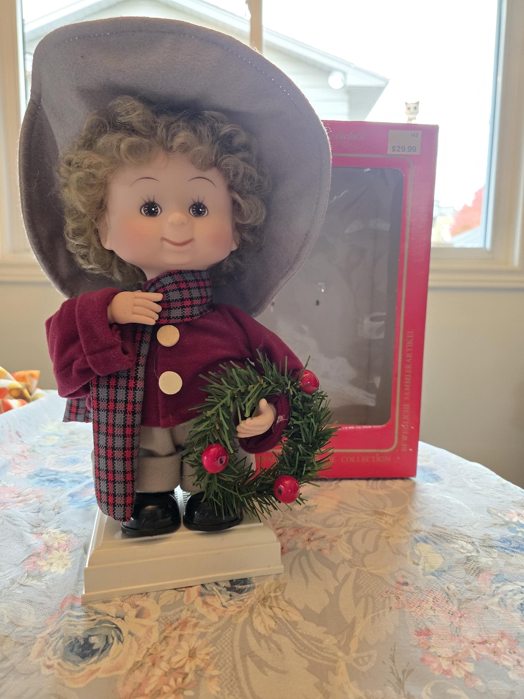 Vintage Santa's Best Animated Doll Boy Tartan Scarf With Wreath ...