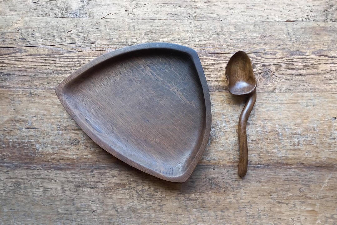 Hand Carved Light Bog Triangle Oak Bowl Woodenware Rustic Centerpiece ...