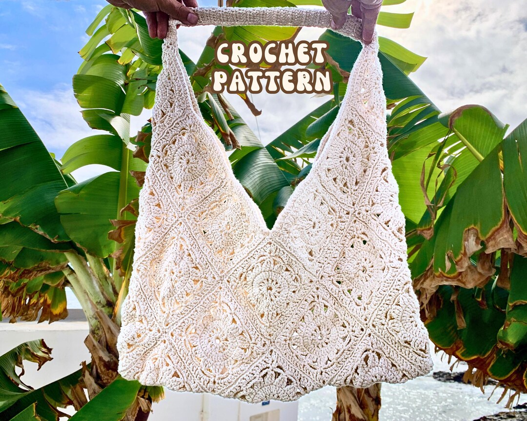 Crochet Bag Pattern, Granny Square Beach Bag, Easy Boho Crochet Bag ...