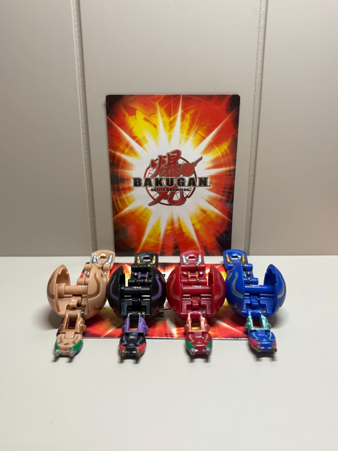 Bakugan Centipoid Set Darkus Pyrus Aqous and Subterra All B1, Display ...