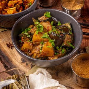 Organic Meal Kit – Veg. Spice Kit. Gift. Gift for Men. Festive Gift ...