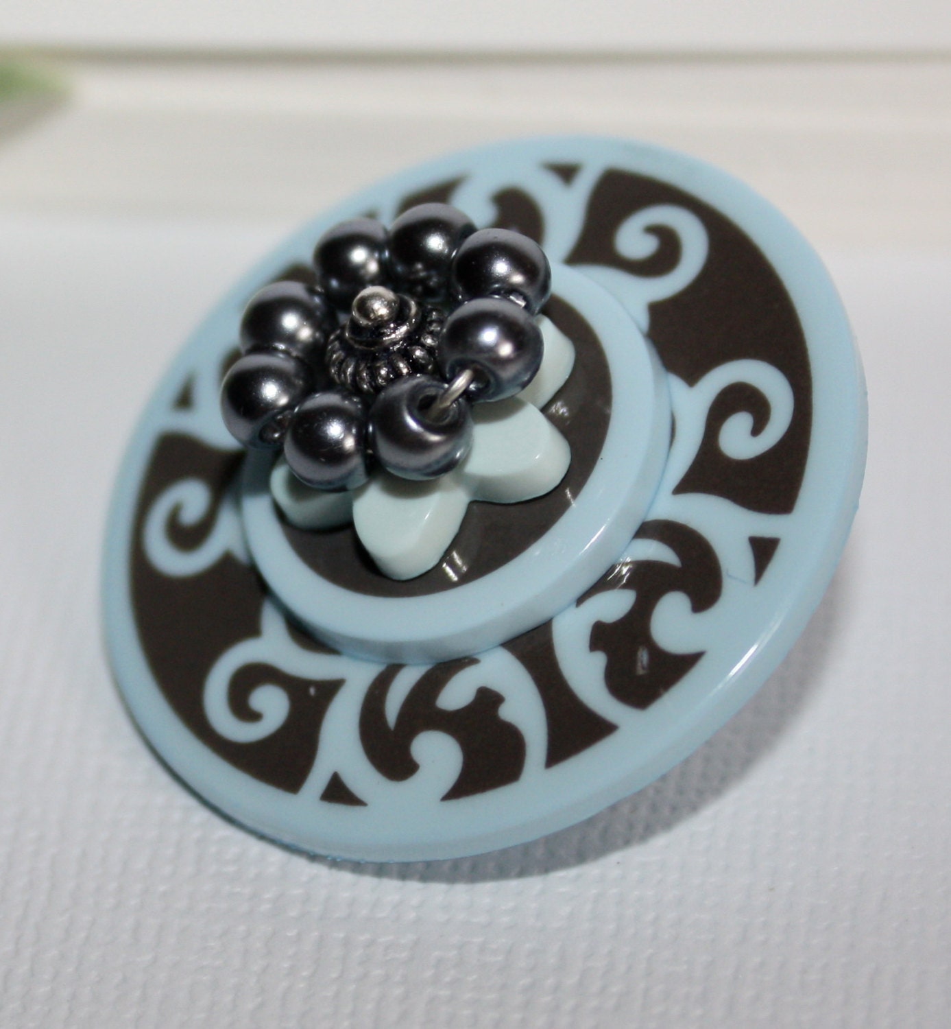 Pin-brooch-broach-plastic-acrylic-tiered Stacked Button Pin-light Baby ...