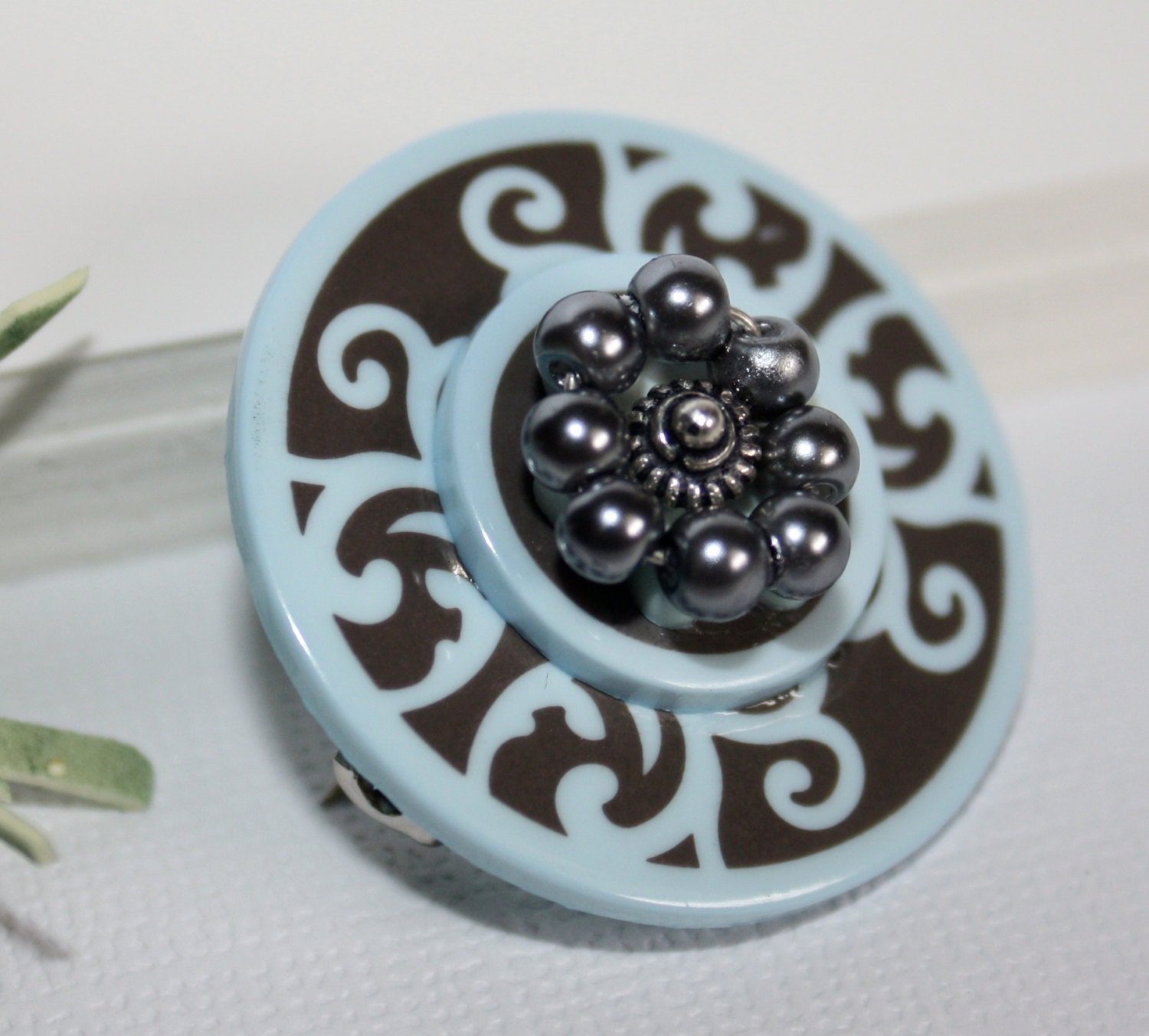 Pin-brooch-broach-plastic-acrylic-tiered Stacked Button Pin-light Baby ...