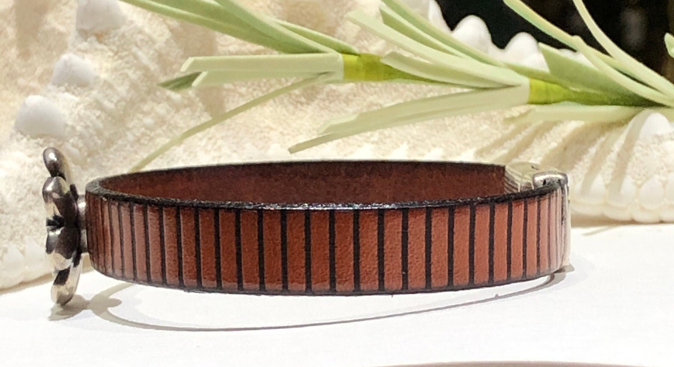 Bracelet-detailed Antique Silver Flower Rivet-10mm Black Lined - Etsy