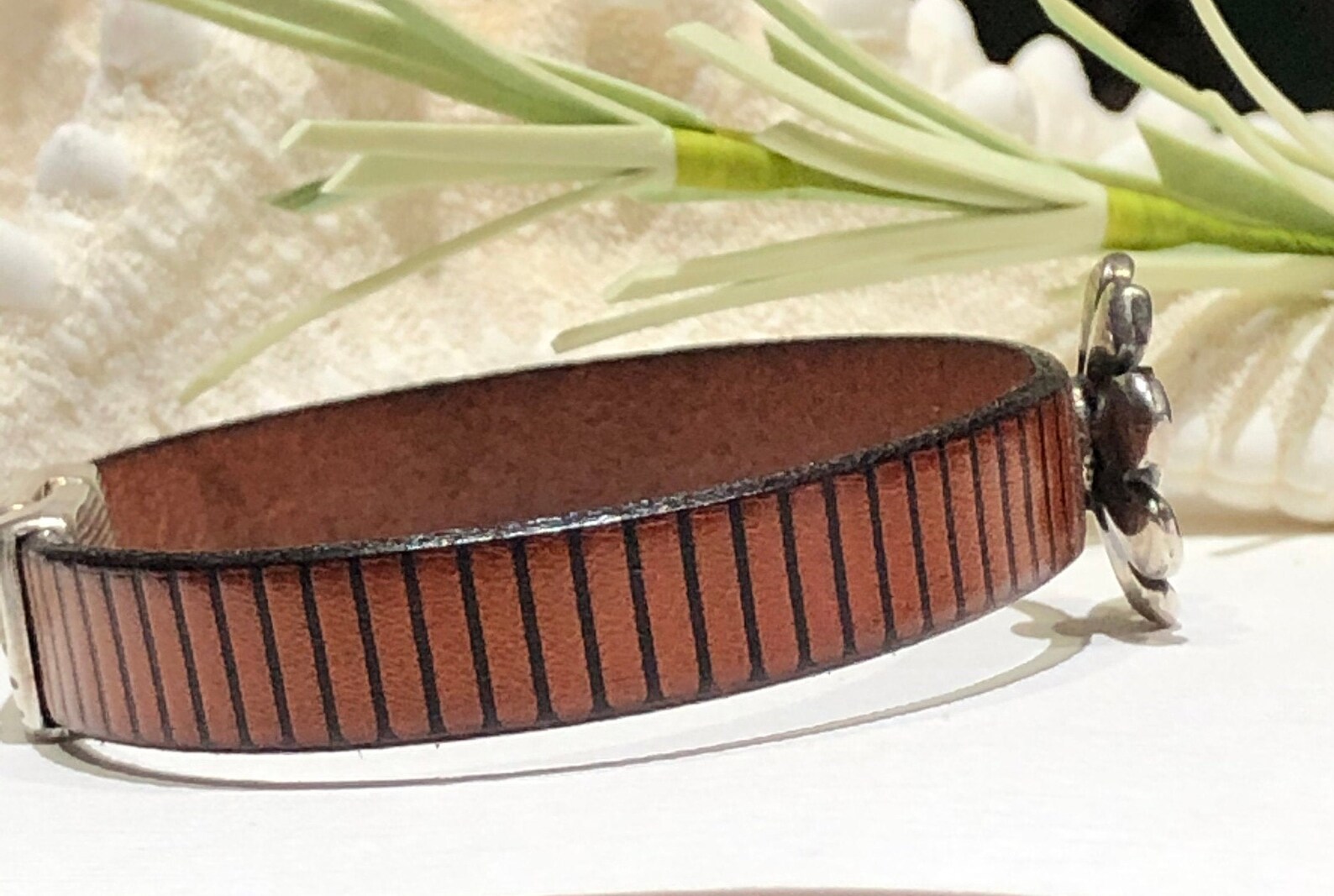 Bracelet-detailed Antique Silver Flower Rivet-10mm Black Lined - Etsy