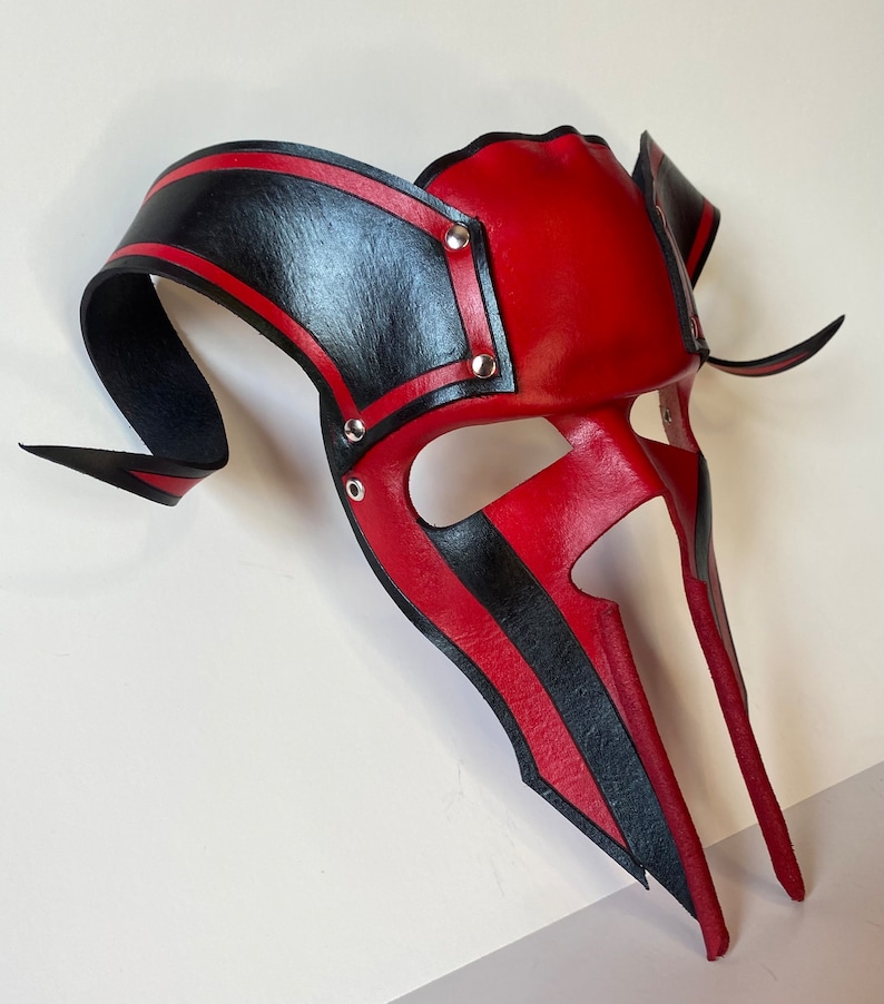 Centurion Version 2 Leather Mask - Etsy