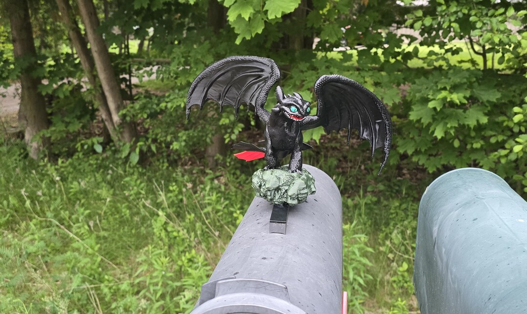 Mailbox Topper - Night Fury - Toothless - Etsy