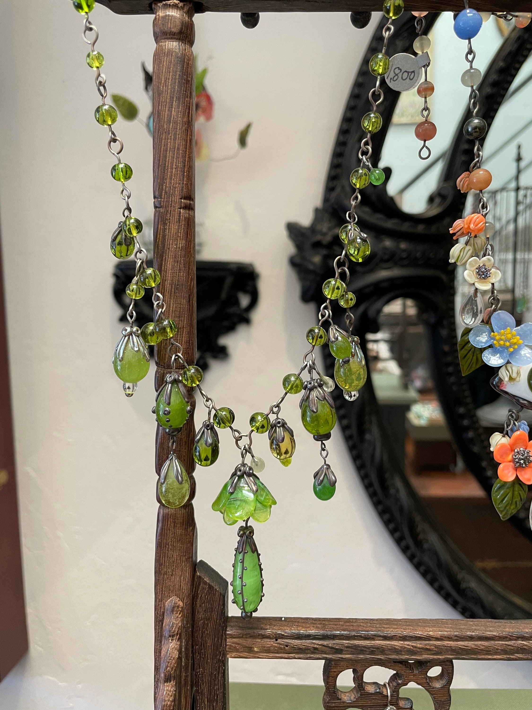 Grand Green Hanging Garden Necklace - Etsy