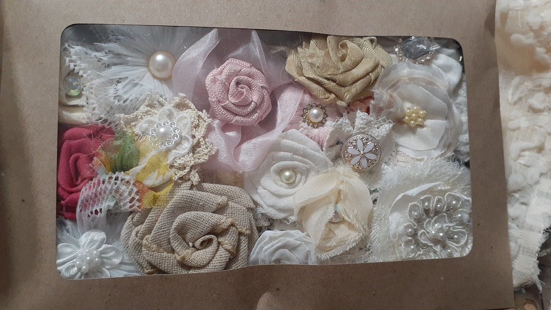 DESTASH 20 Handmade Flowers, Doiliy Flowers, Rolled Roses, Daisey, Misc ...
