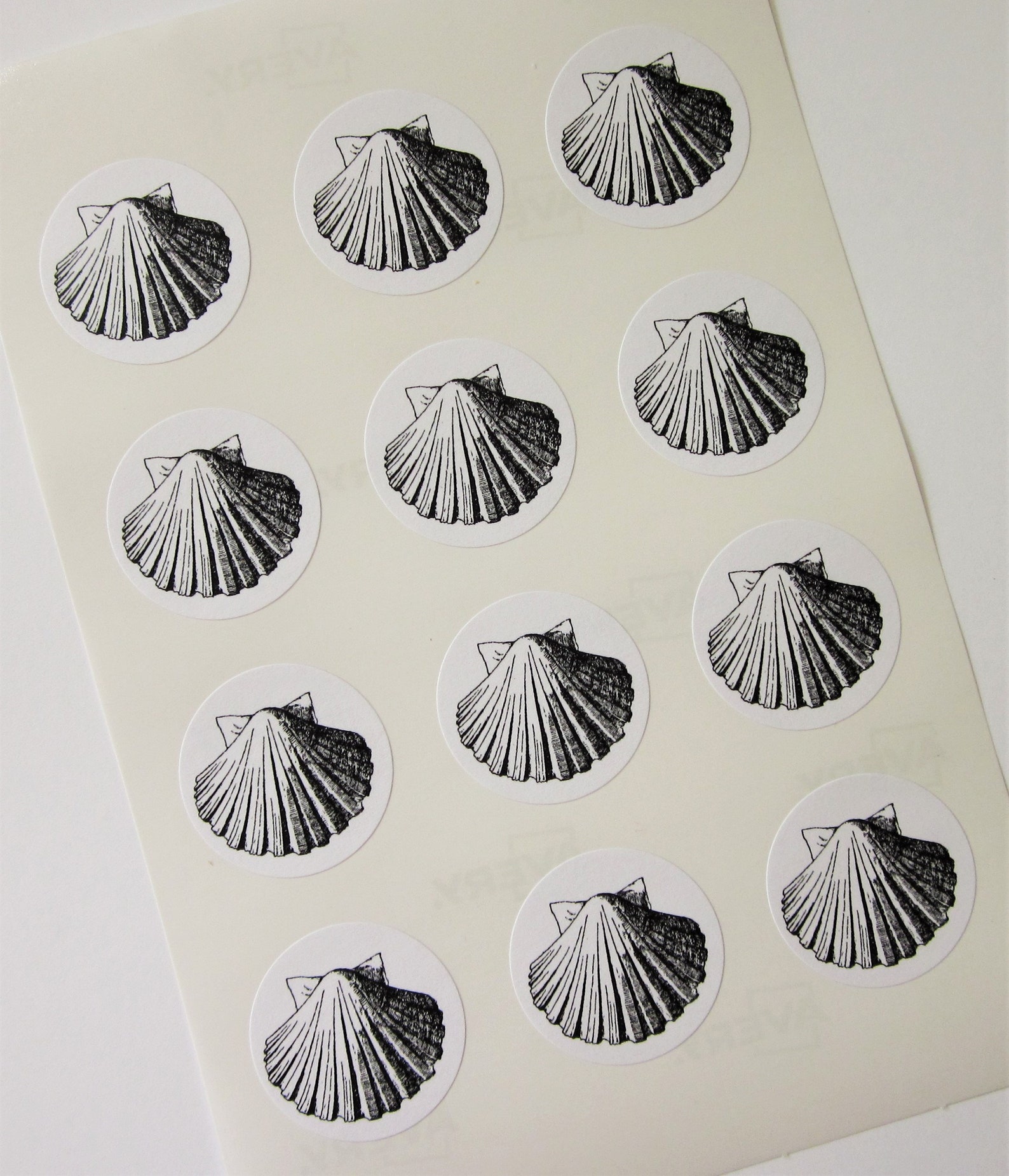 Clam Shell Stickers One Inch Round Seals - Etsy