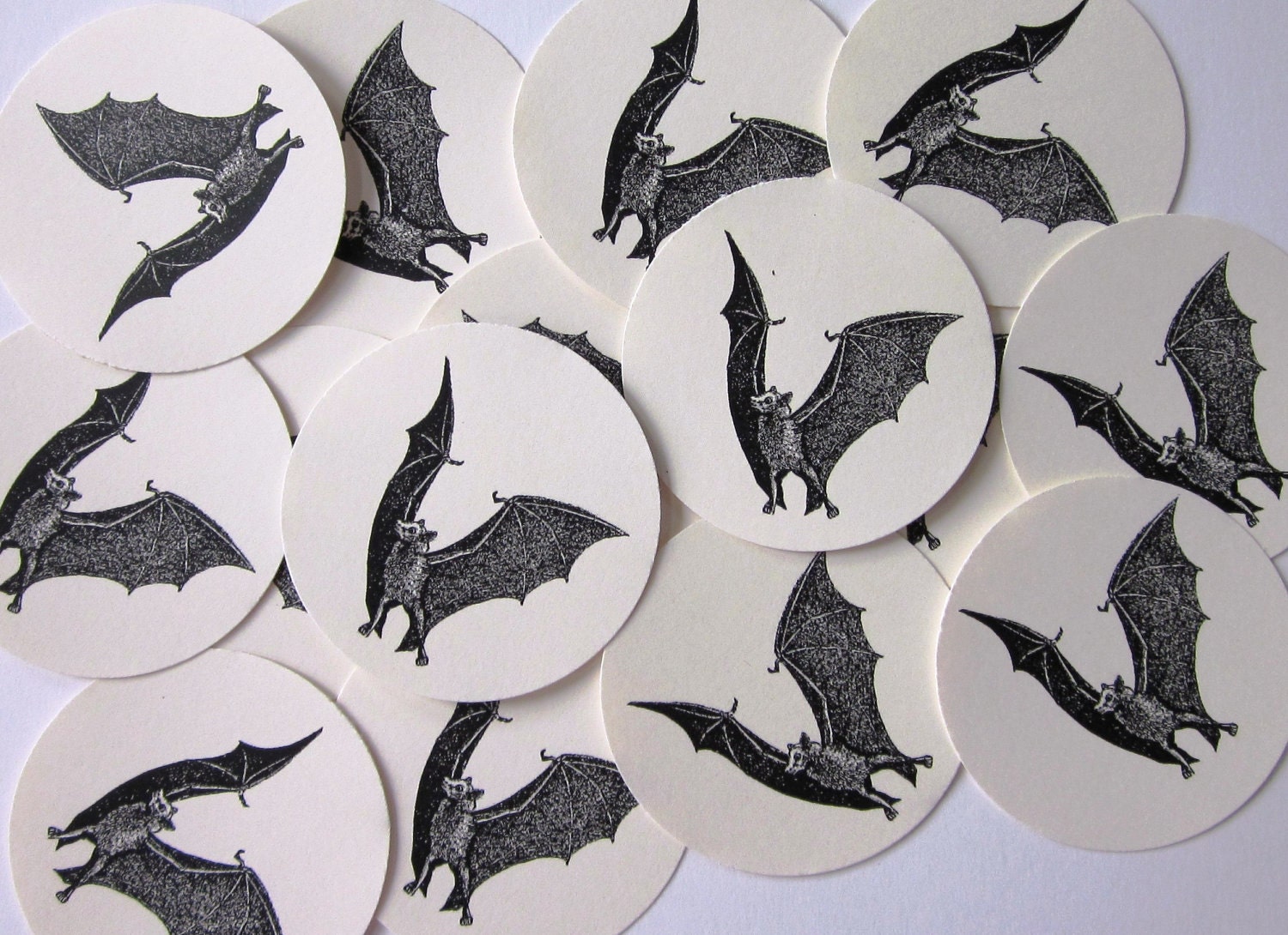 Bat Tags Round Gift Tags Set of 10 - Etsy