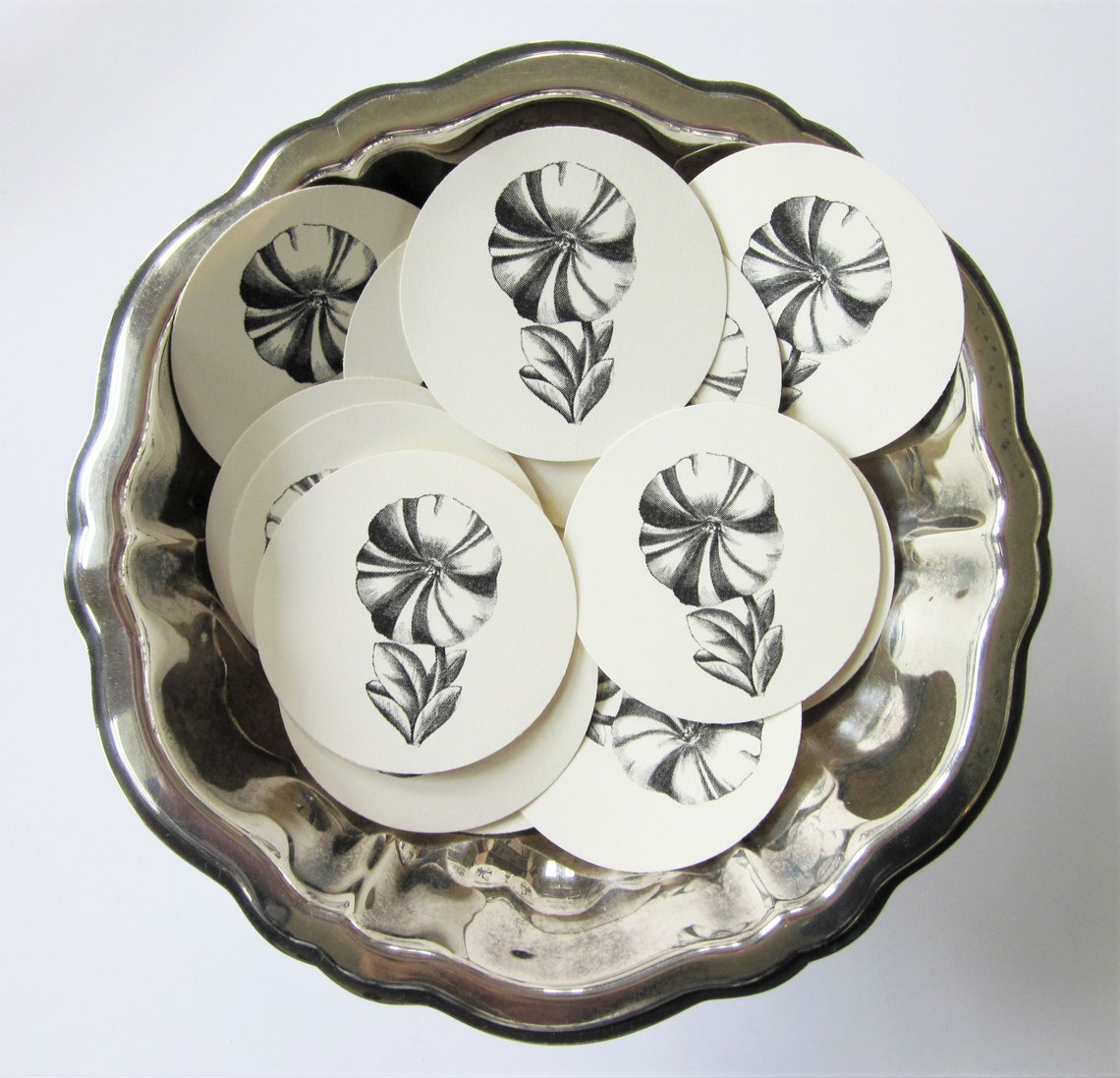 Petunia Flower Round Gift Tags Set of 10 - Etsy