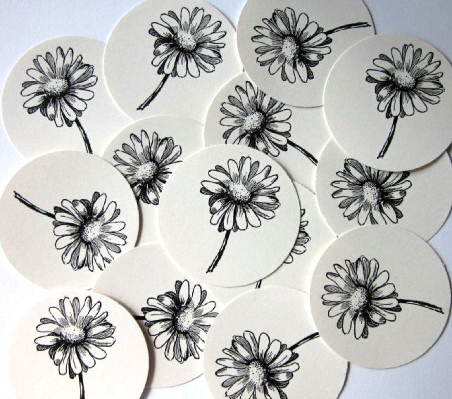 Daisy Flower Tags Round Gift Tags Set of 10 - Etsy