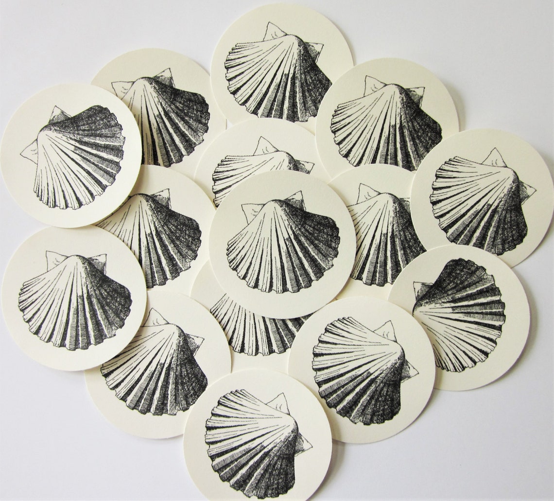 Clam Shell Round Gift Tags Set of 10 | Etsy