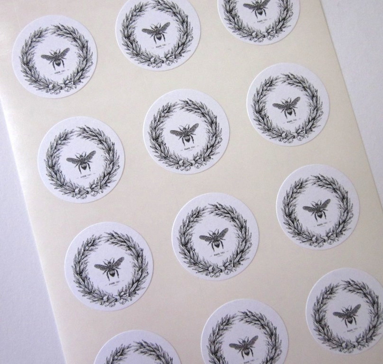 Bee Stickers One Inch Round Seals - Etsy