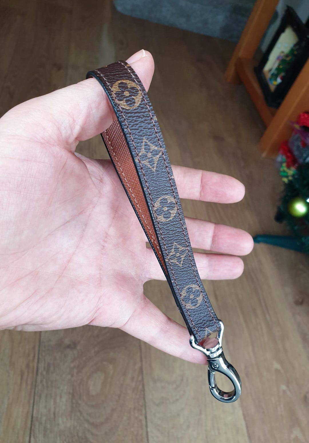 Luxury Keychain,brown Monogram Keychain,leather Keyhain,luxury Gift ...