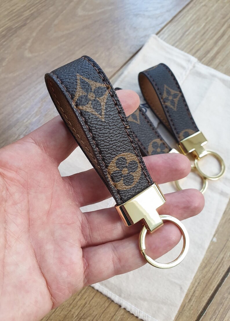 Luxury Monogram Leather Keycahin, Luxury Gift Keycahin,luxury Gift ...