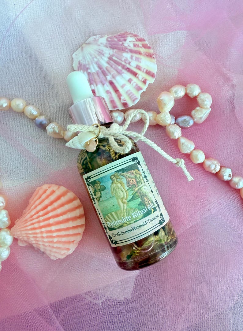 Aphrodite Ritual Oil | Goddess Oil | Venus Altar | Magical Blend ...