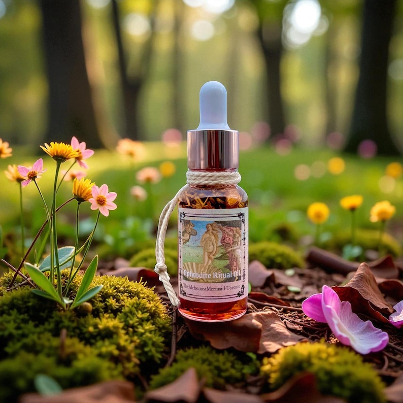 Aphrodite Ritual Oil | Goddess Oil | Venus Altar | Magical Blend ...