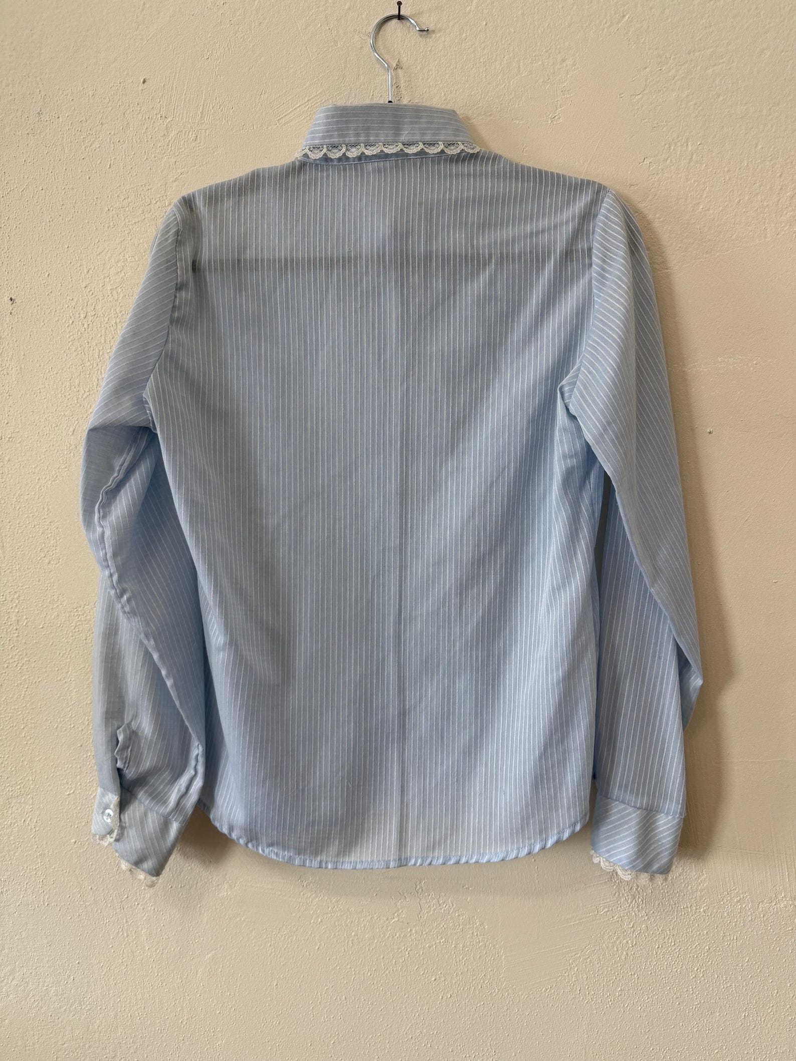 Vintage 70s /80s Light Blue Pin Stripe Lace Collar Button Down; Fits ...